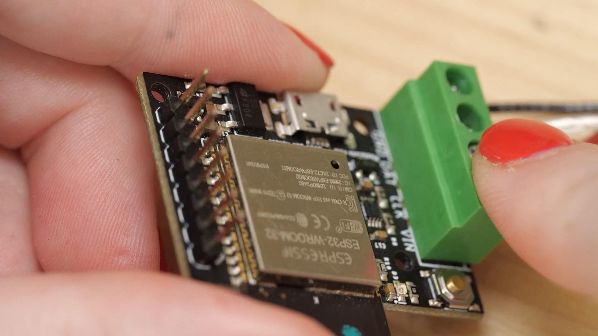 LED Beaded Curtain : 4 Steps (with Pictures) - Instructables