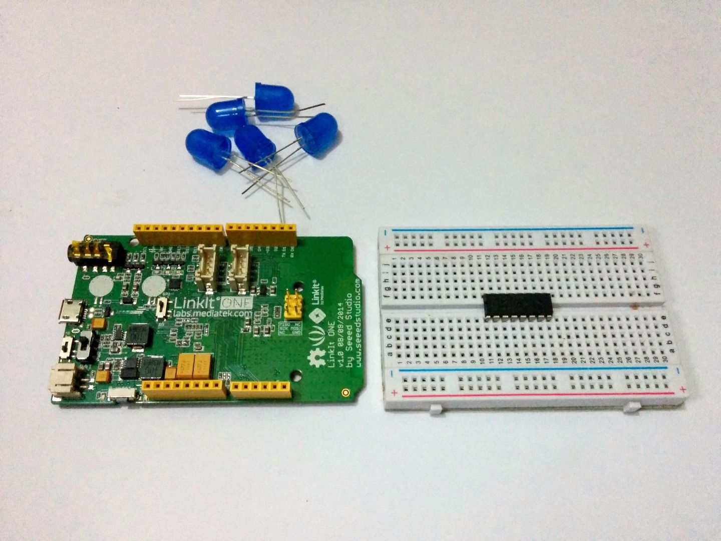 LinkIt One - Shift Register : 4 Steps - Instructables
