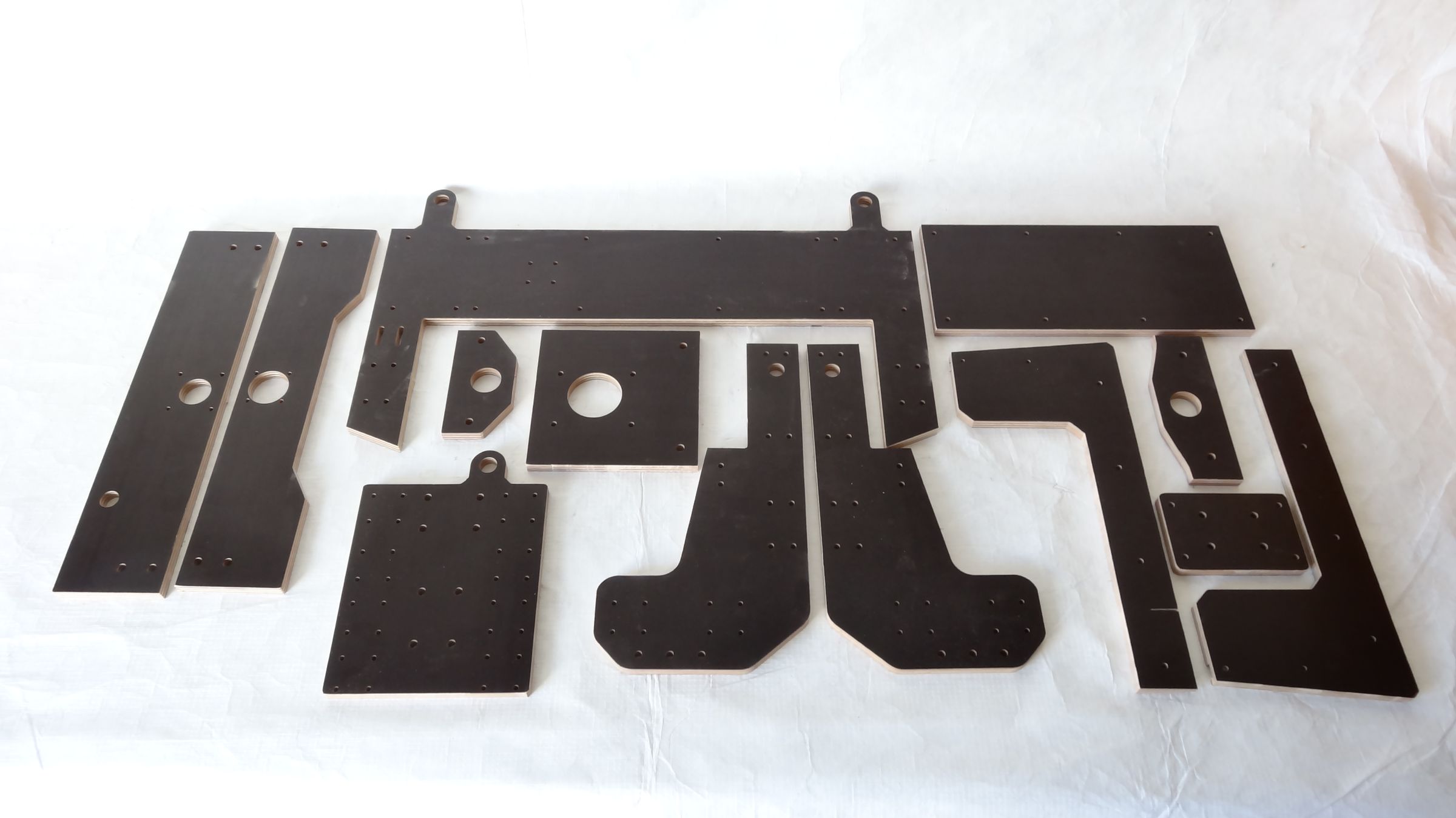 LOW COST DIY 500€ CNC MILL : 23 Steps (with Pictures) - Instructables