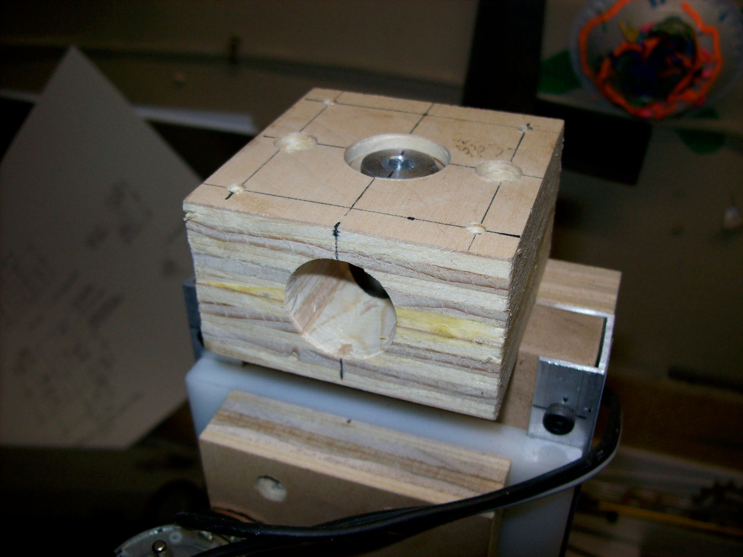 How to Make a Mini Milling Machine- Manual or CNC! : 14 Steps (with ...