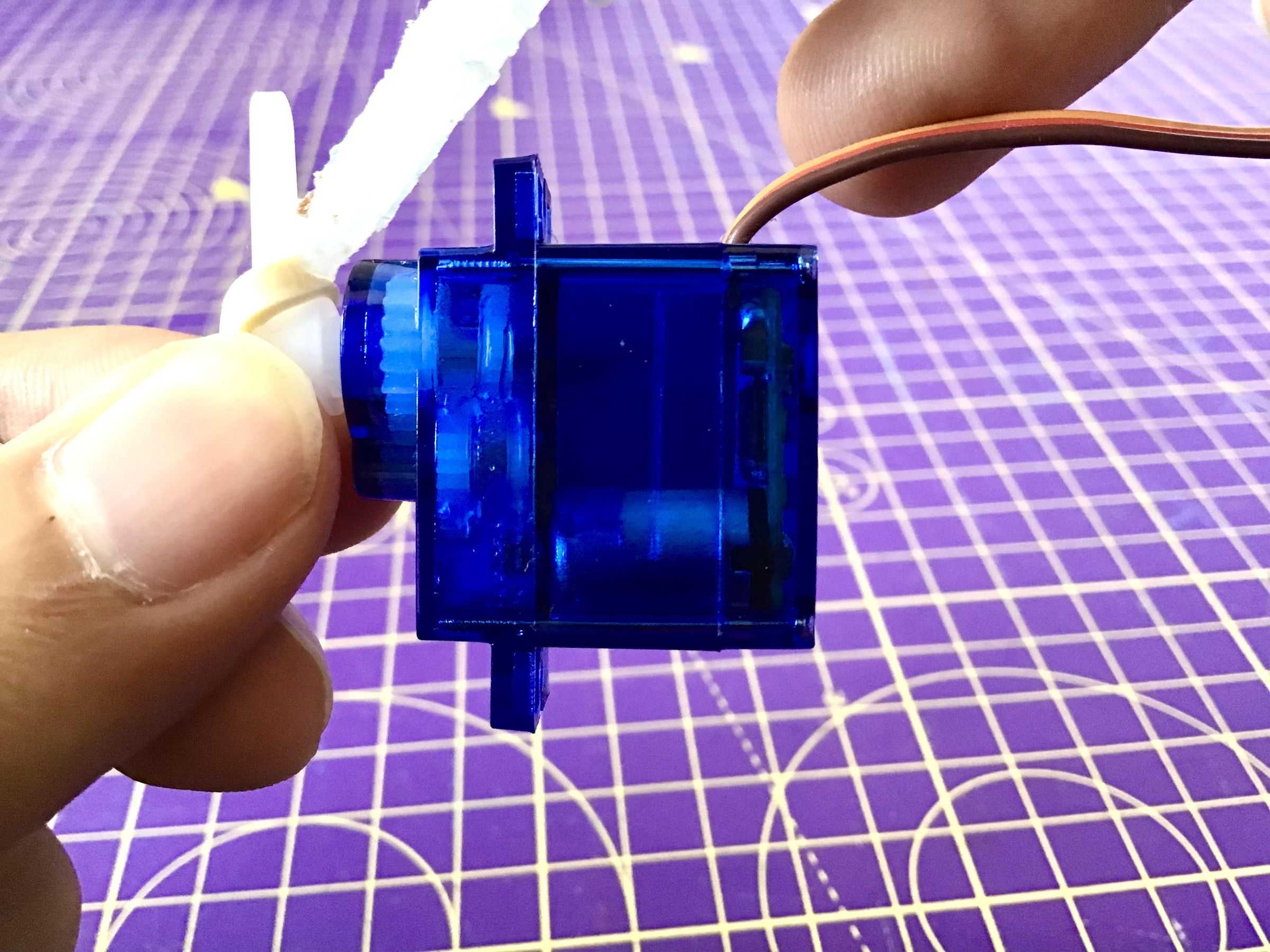 RC Arduino Rubber Band Glider : 14 Steps (with Pictures) - Instructables