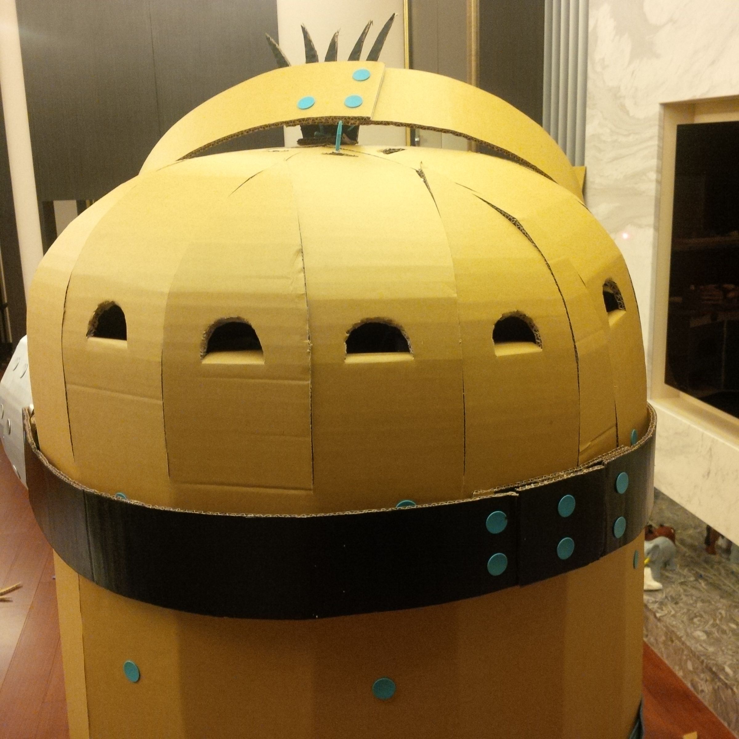 Cardboard Minion Halloween Costume (with Pictures) - Instructables