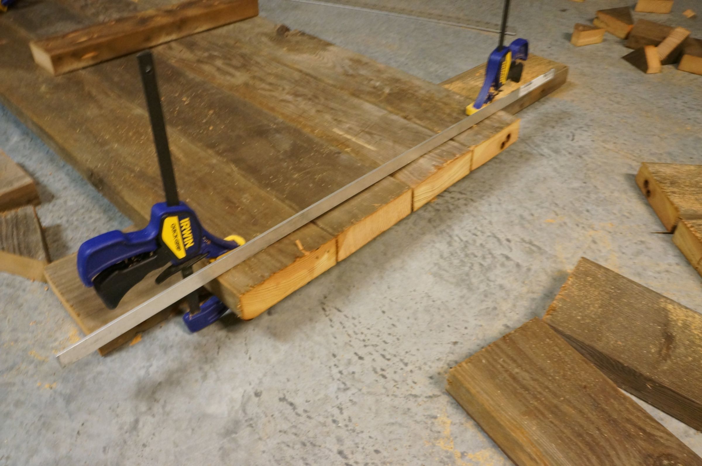 Reclaimed Corner Desk : 23 Steps (with Pictures) - Instructables