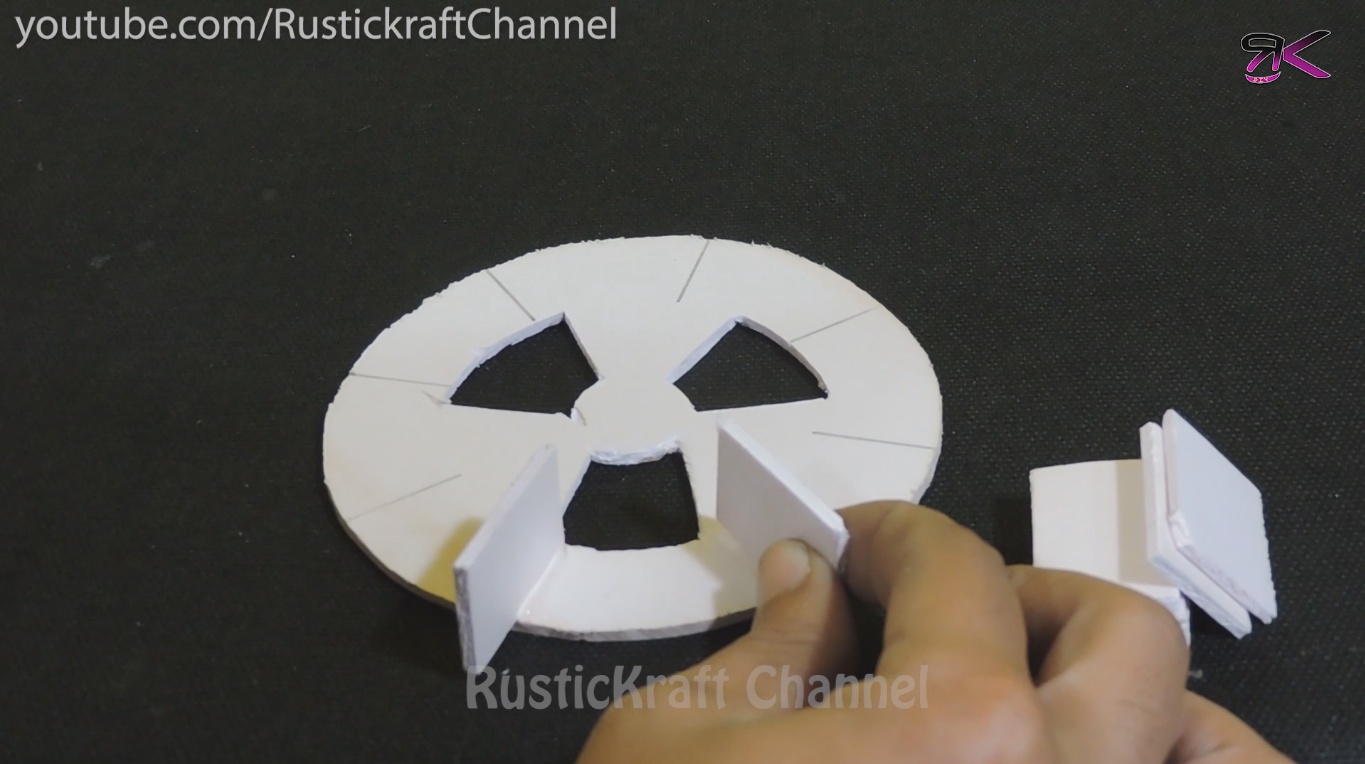 DIY Kinetic Art Water Wheel : 5 Steps - Instructables