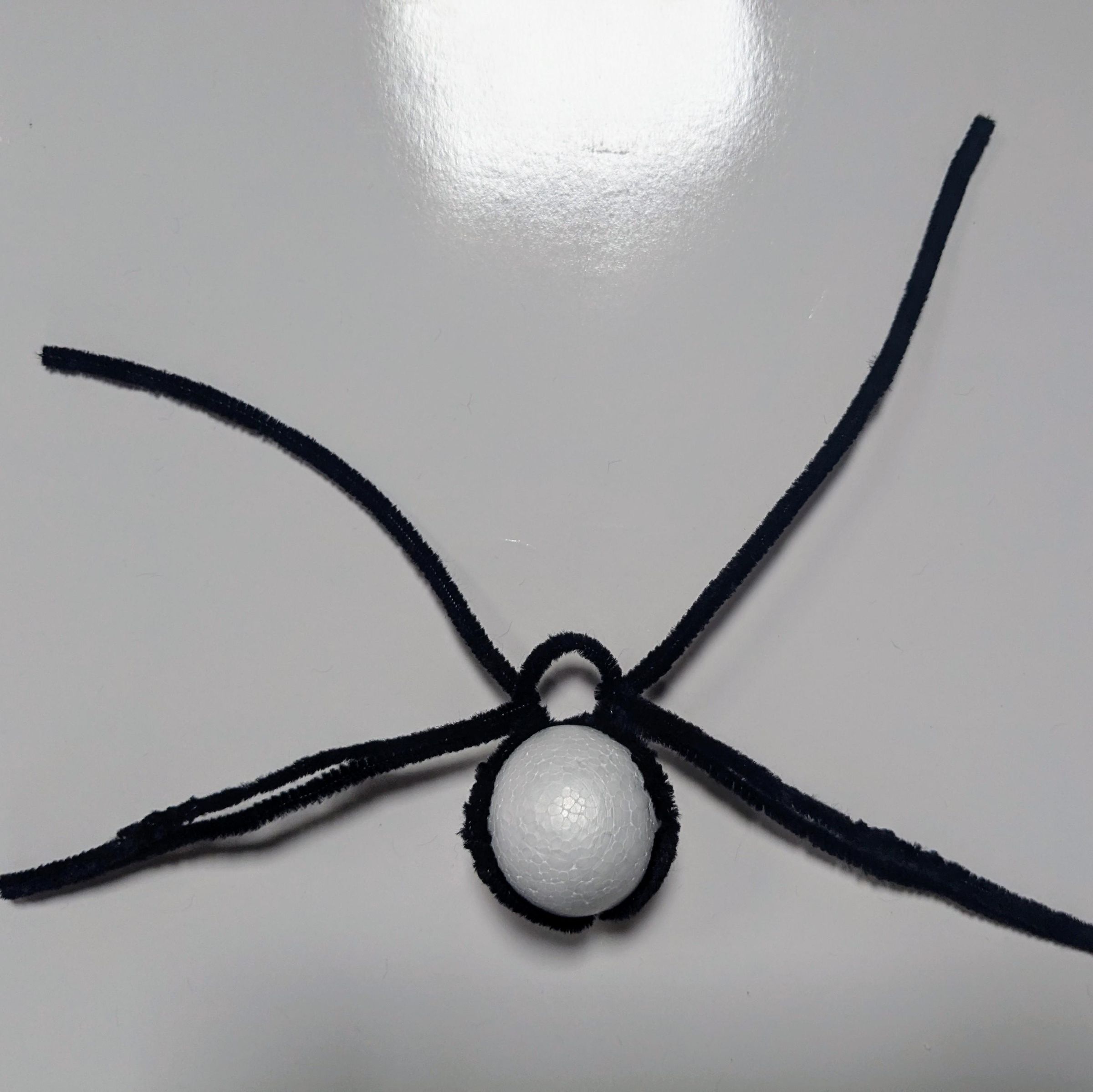 DIY Spooky Pipe-cleaner Spiders : 21 Steps (with Pictures) - Instructables