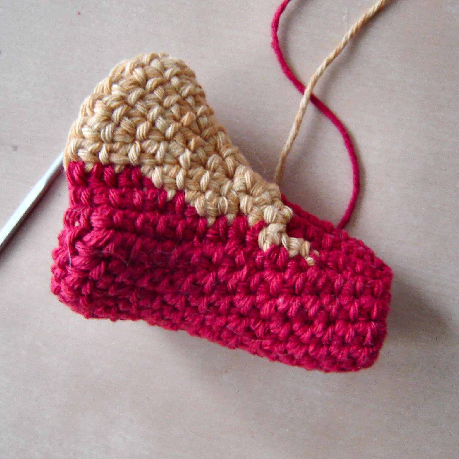 Crochet Dragon - Smaug From the Hobbit : 12 Steps (with Pictures ...