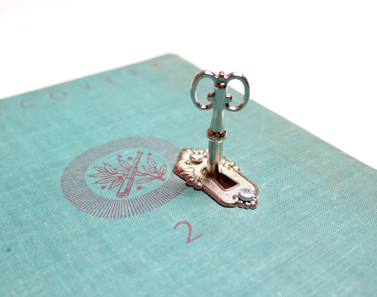 Book Safe With Lock : 12 Steps (with Pictures) - Instructables