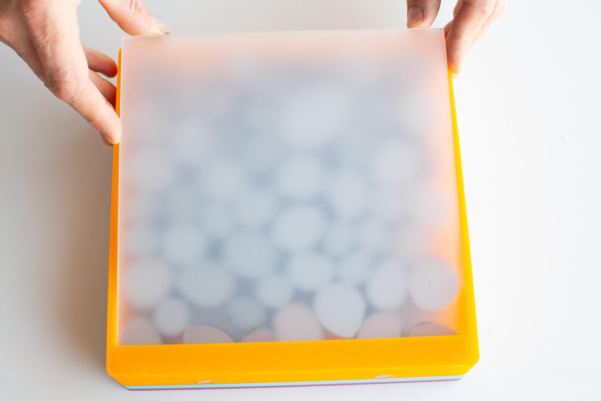 Build a Rainbow Lightbox to Make Pixelated Shadows : 8 Steps (with ...