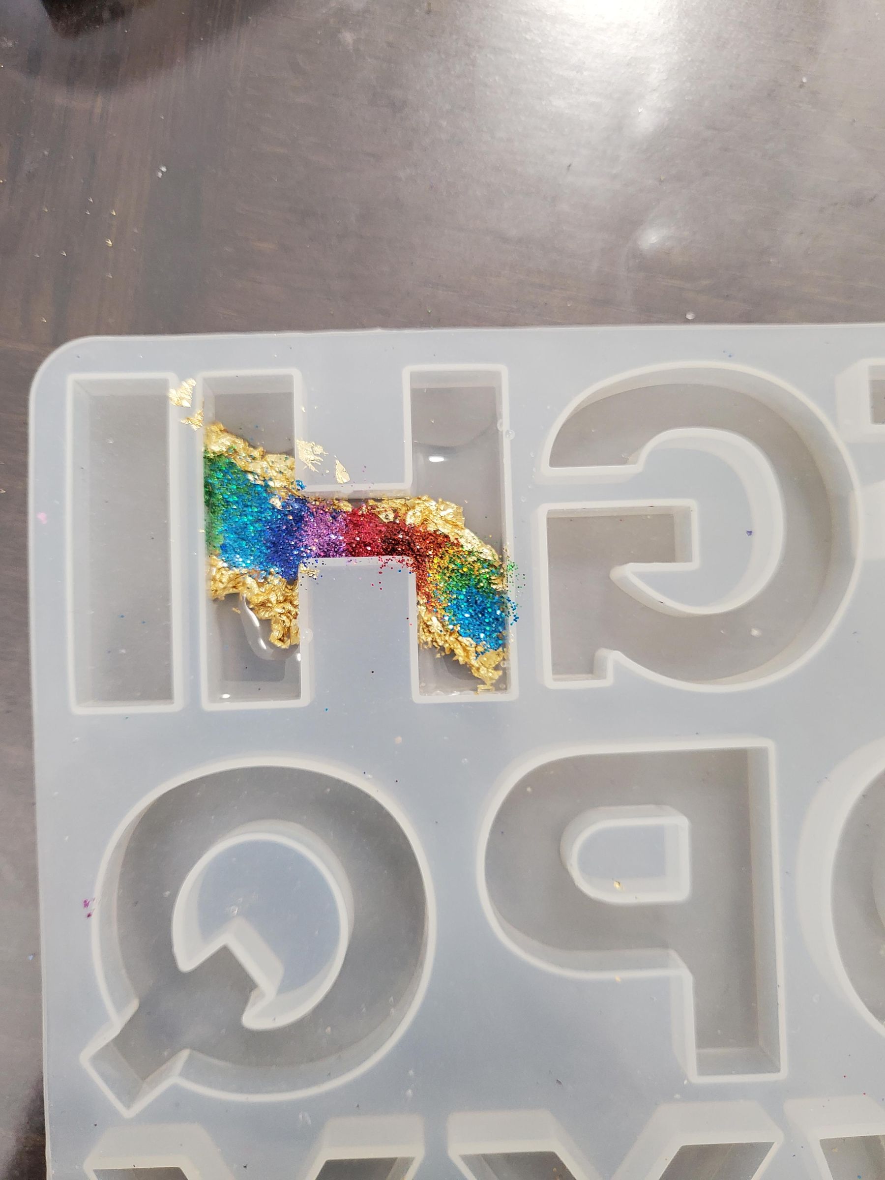 UV Resin Rainbow Keychain : 5 Steps (with Pictures) - Instructables