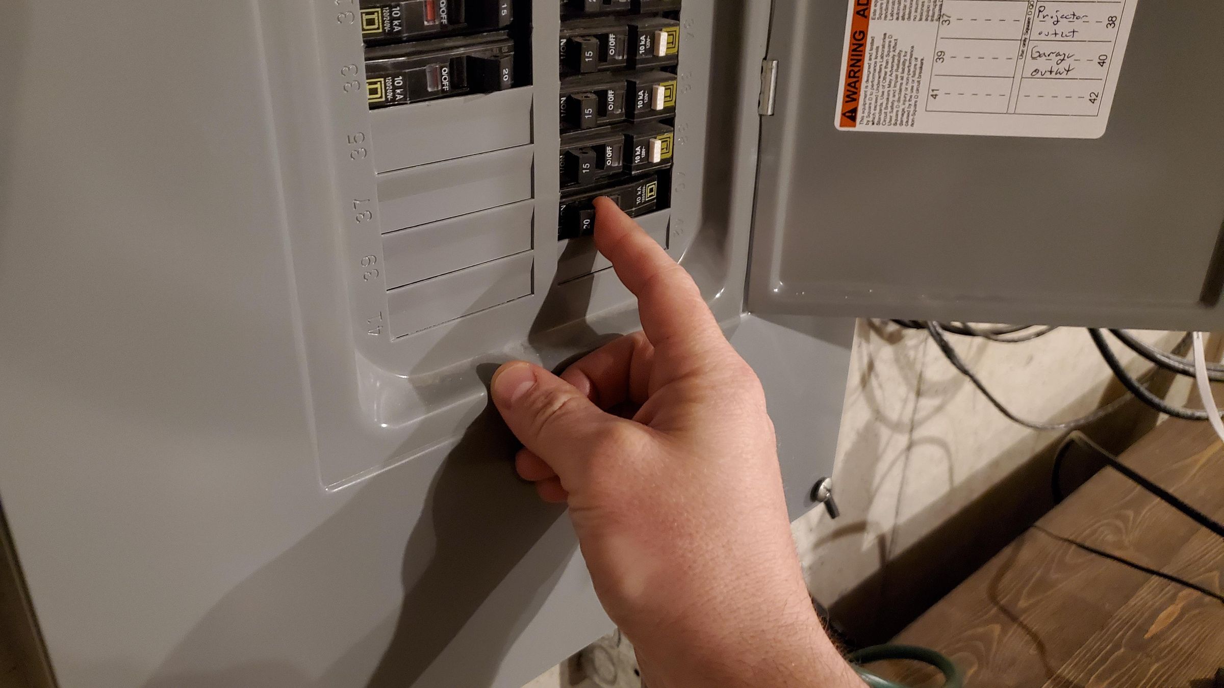 How to Add a New Electrical Circuit : 7 Steps (with Pictures ...