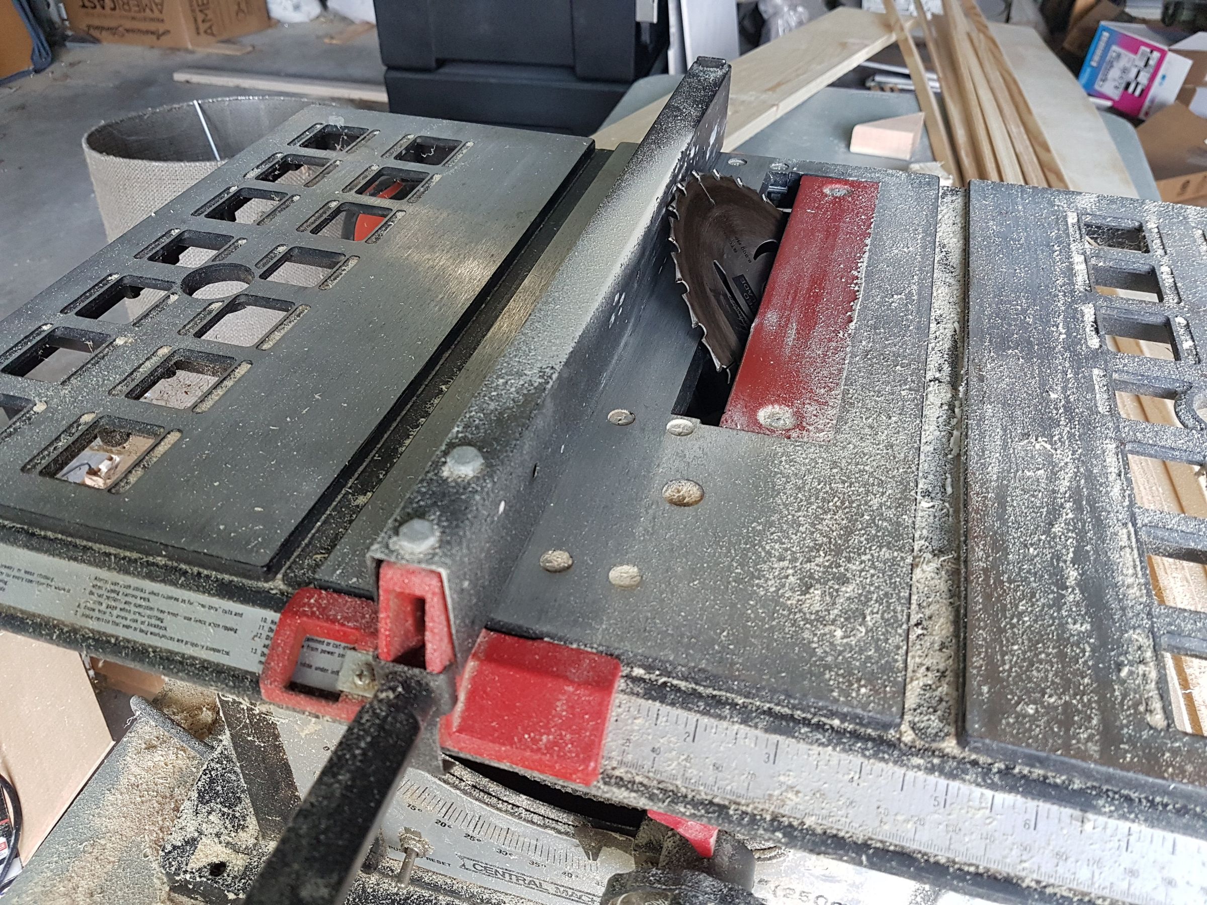 Angled Sliding Door Cabinet : 12 Steps (with Pictures) - Instructables