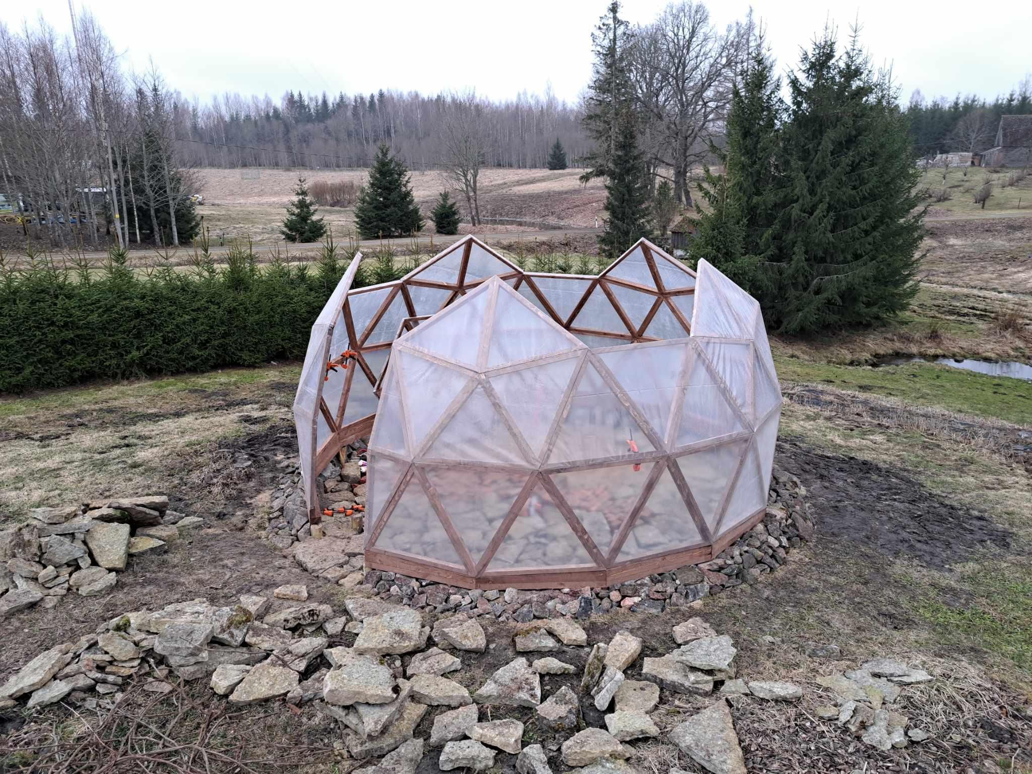 Geodesic Dome Greenhouse : 5 Steps - Instructables