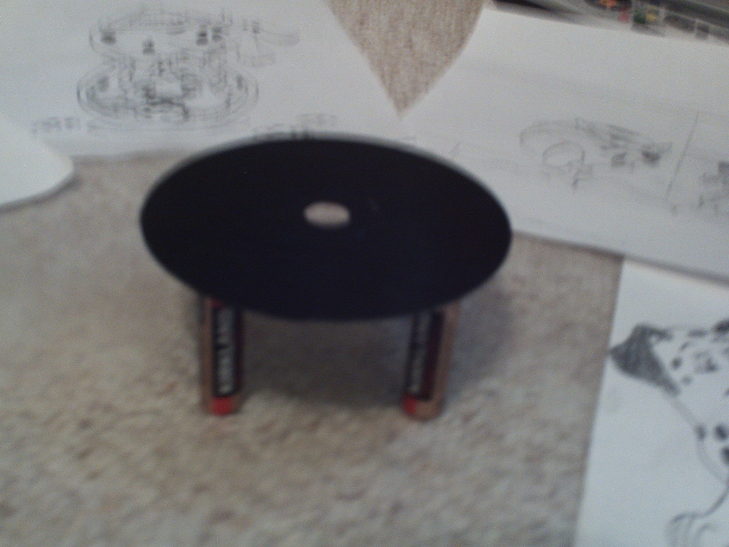 CD Table : 4 Steps - Instructables