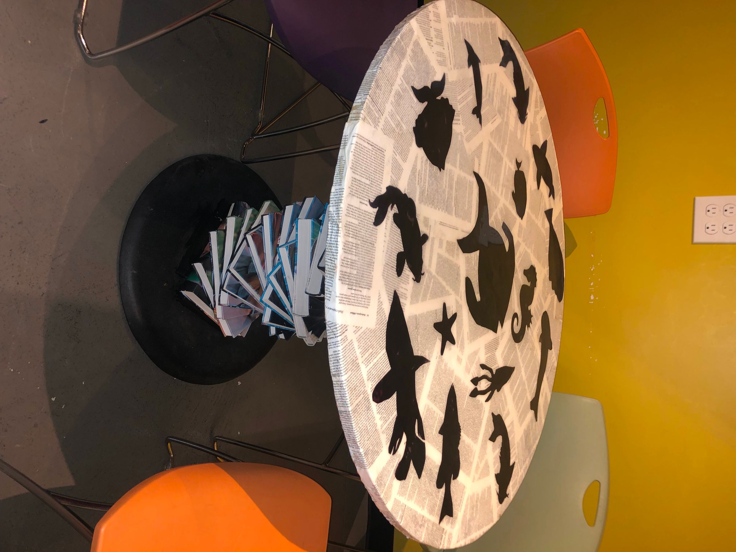 Encyclopedia Table : 5 Steps (with Pictures) - Instructables