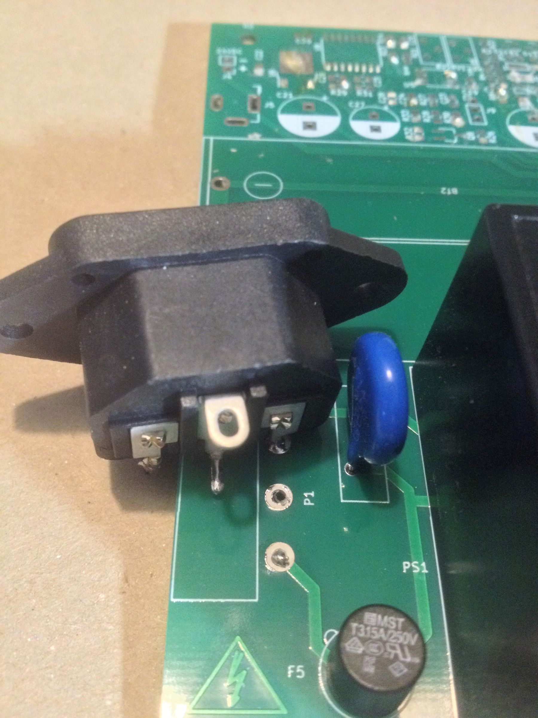 Custom Uninterruptable Power Supply: Full Design With Prototypes : 10 ...