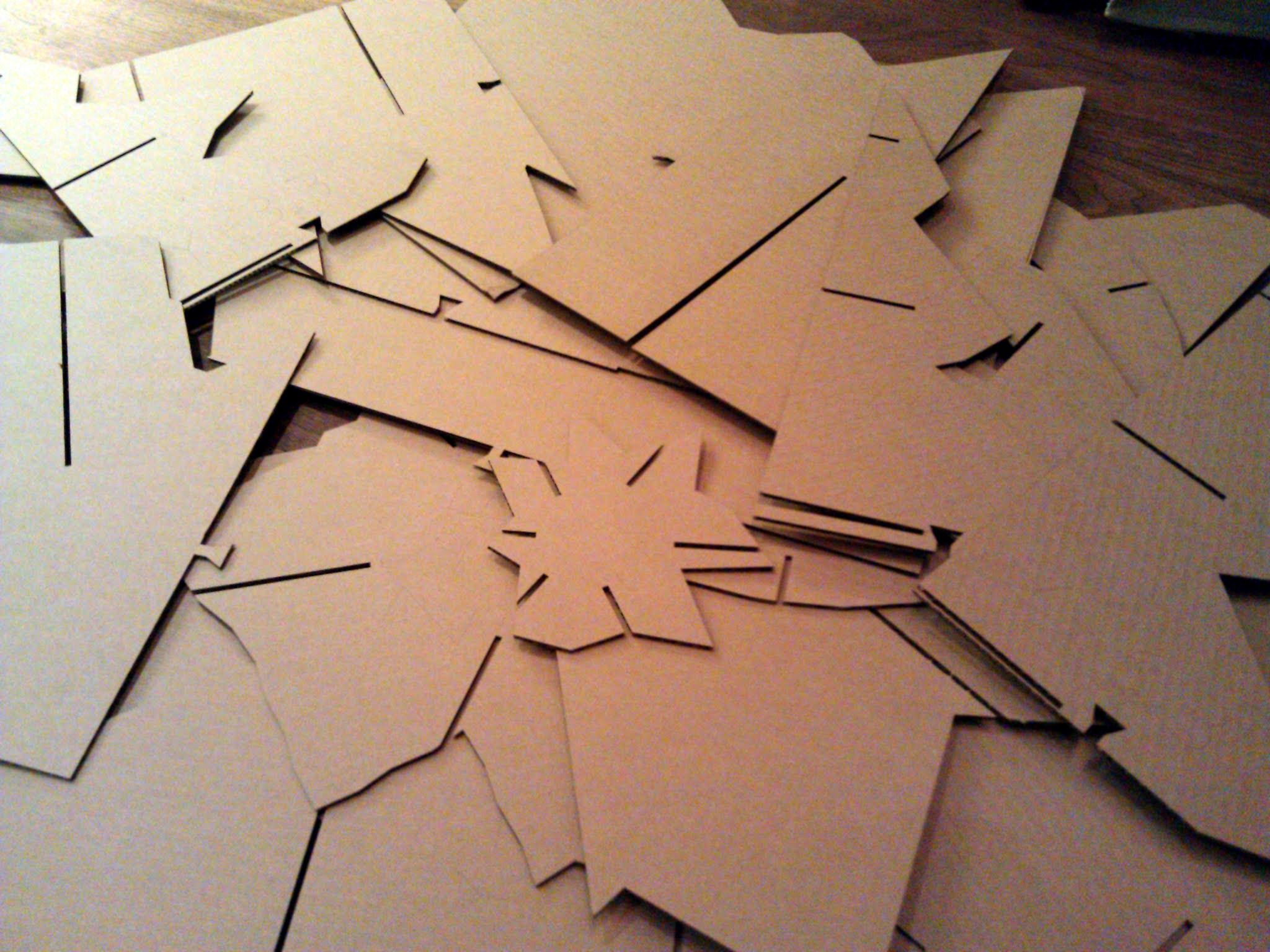 Cardboard Christmas Tree : 4 Steps (with Pictures) - Instructables