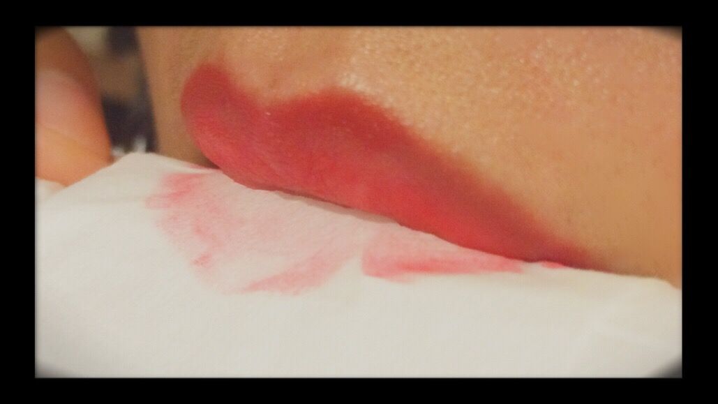 Perfect Red Lip : 5 Steps (with Pictures) - Instructables