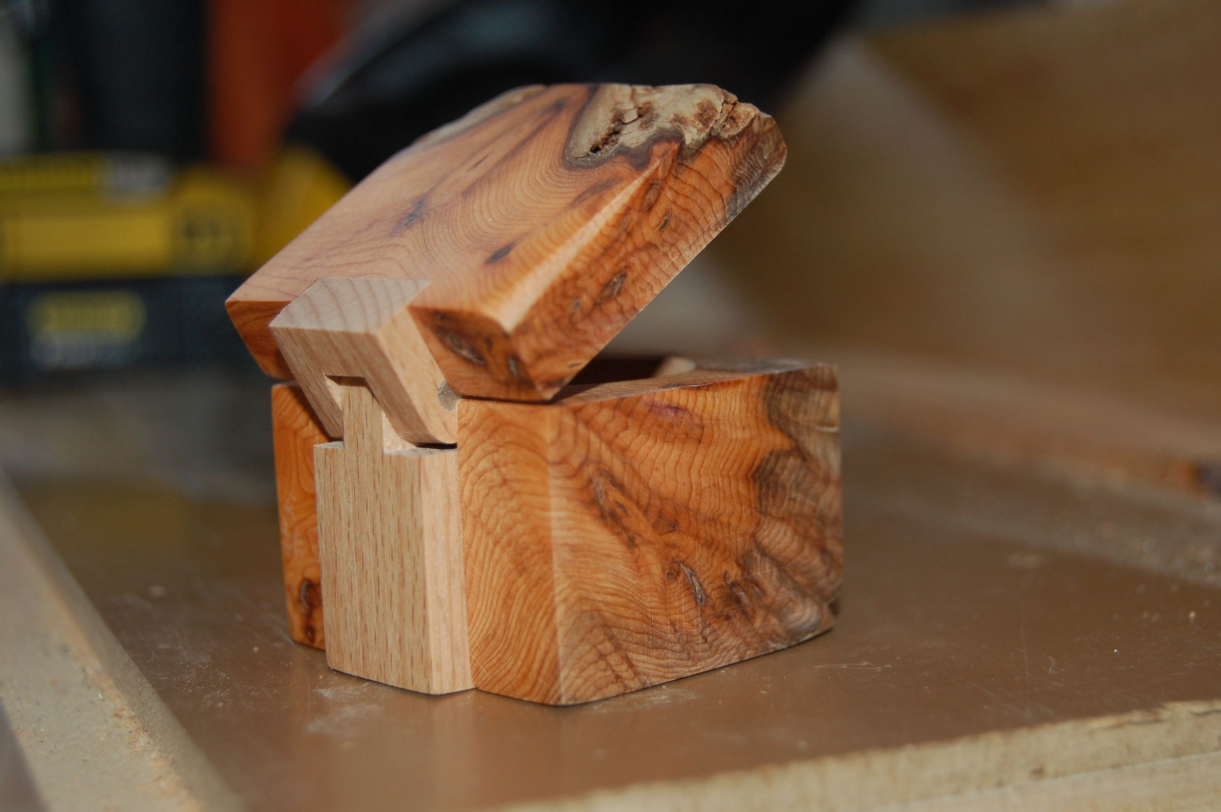 Ring Box With Wooden Hinge : 6 Steps (with Pictures) - Instructables