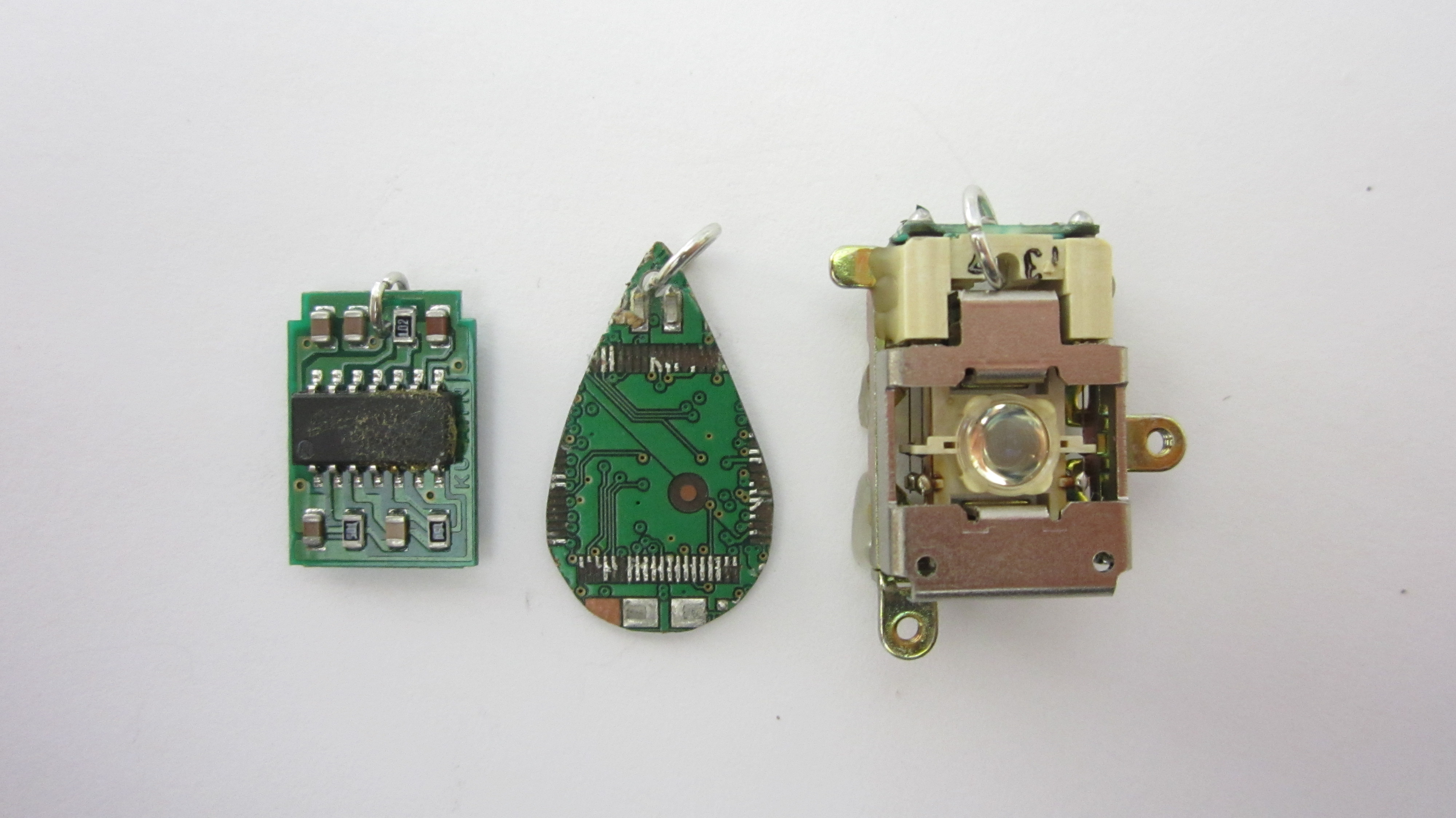 Make Jewelry From Computer Parts : 8 Steps (with Pictures) - Instructables