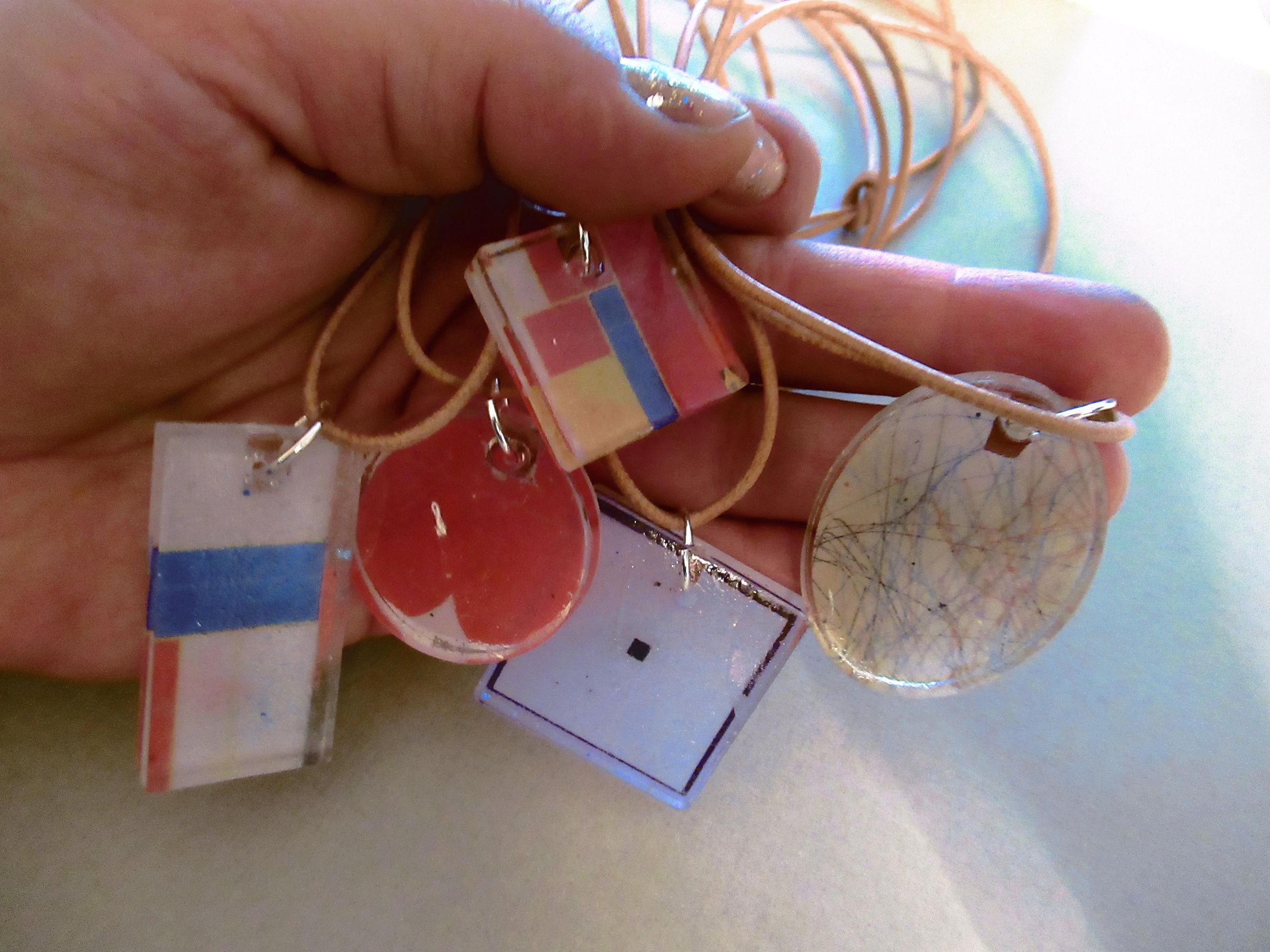 RECODE RESIGN JEWELRY : 11 Steps (with Pictures) - Instructables