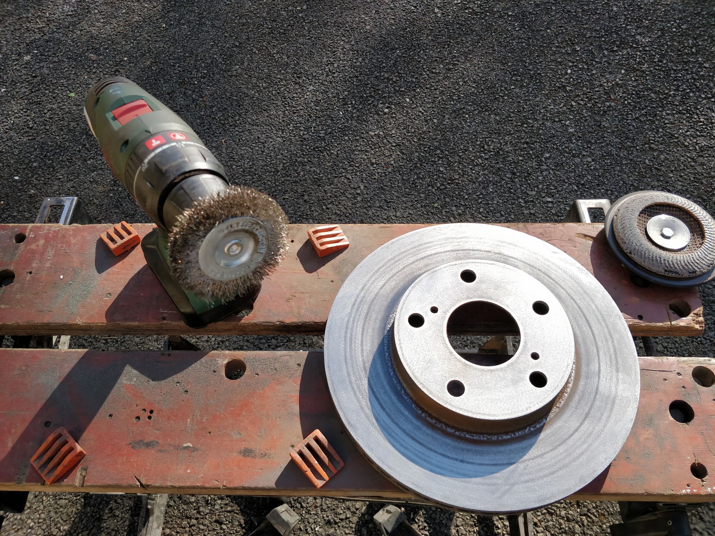 Brake Disc Clock : 8 Steps (with Pictures) - Instructables