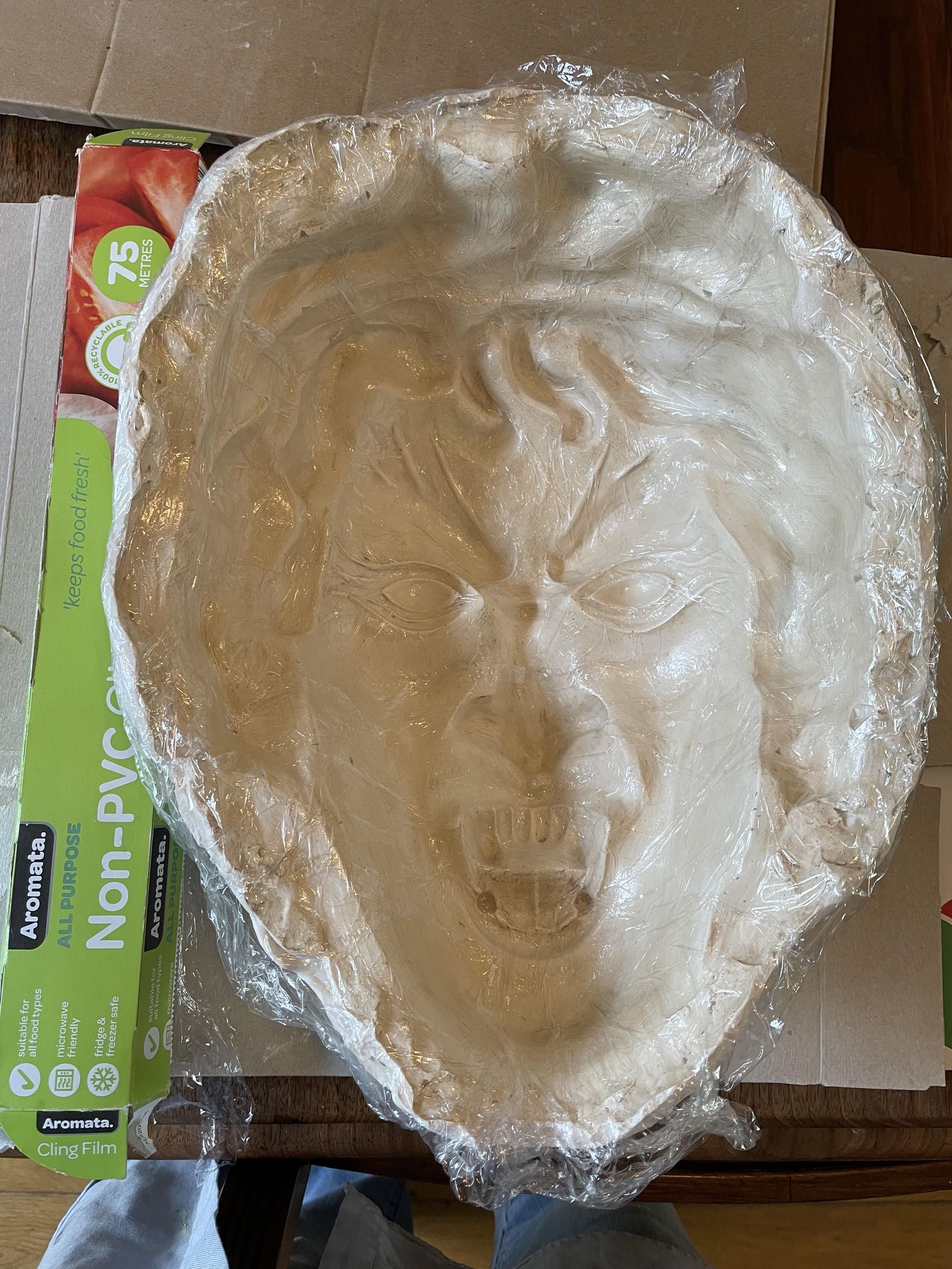 Life-size Moving Weeping Angel : 14 Steps (with Pictures) - Instructables