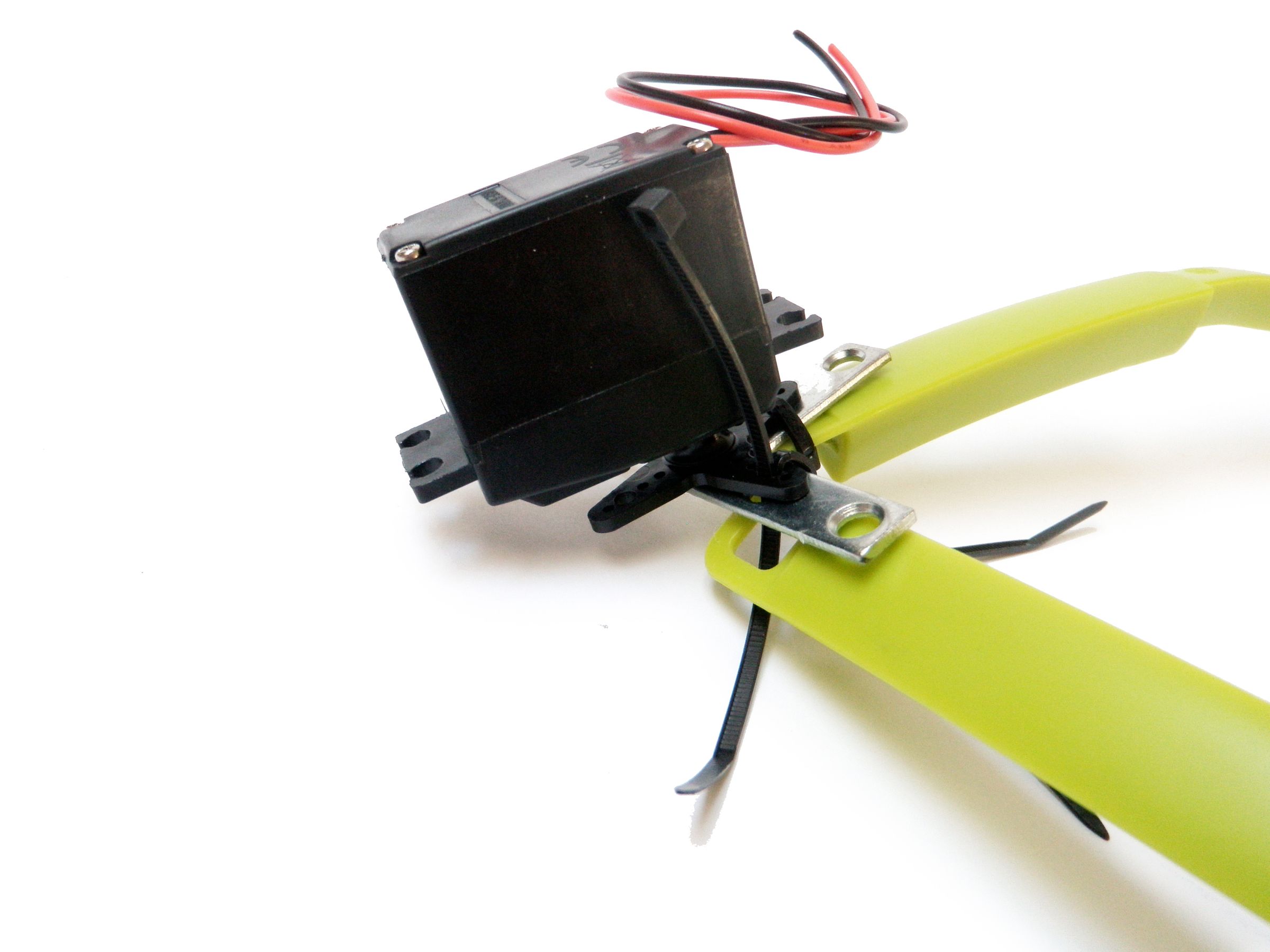Simple Bots: Skitter : 20 Steps (with Pictures) - Instructables