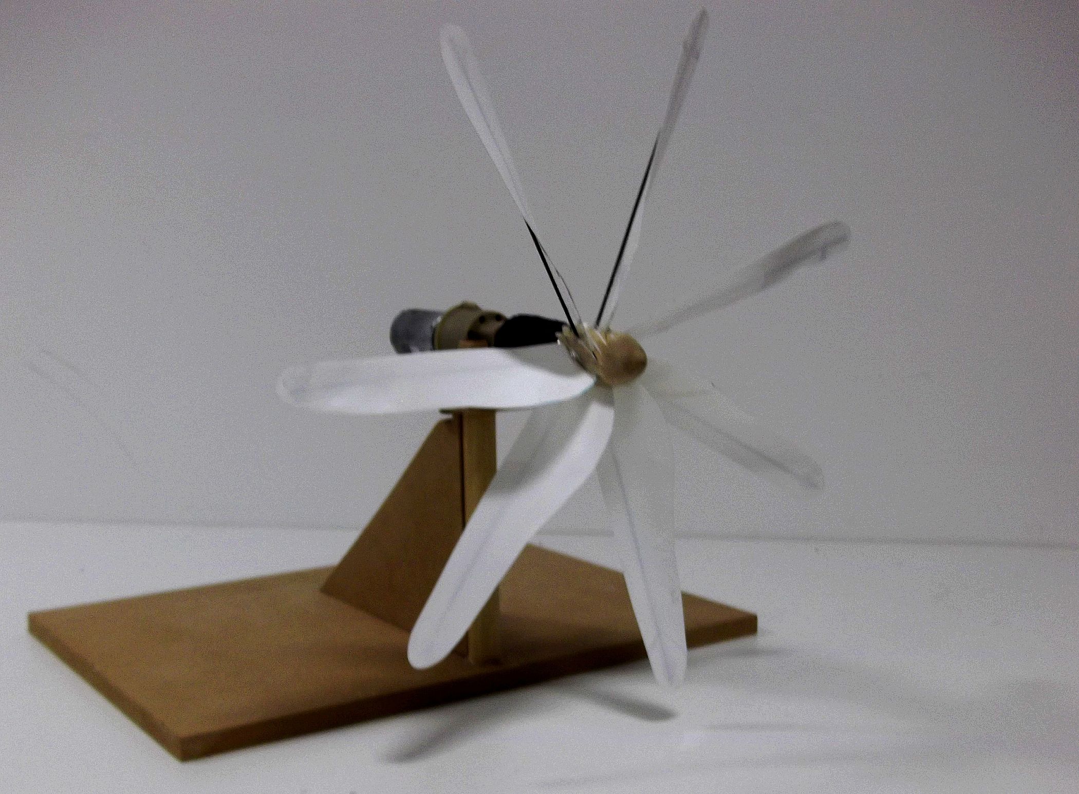 Miniature Wind Turbine : 6 Steps - Instructables