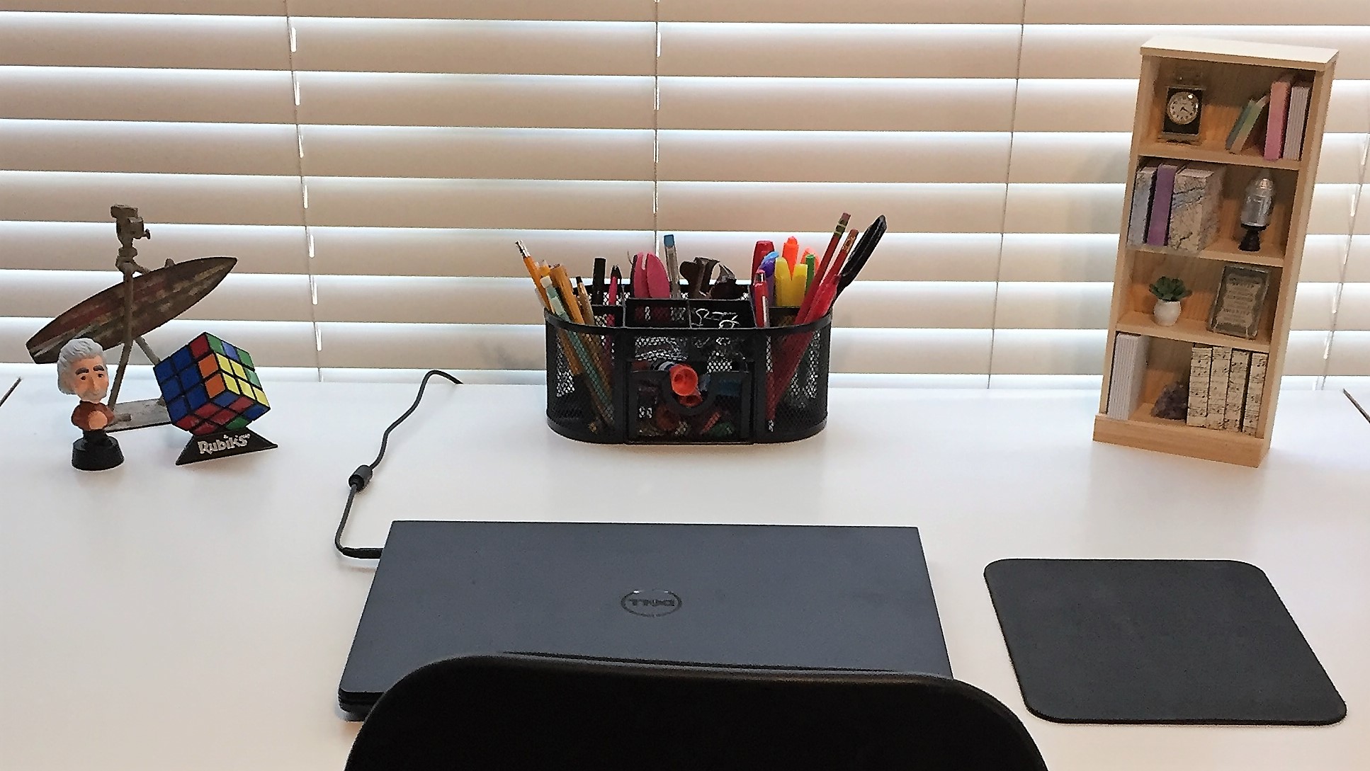 Mini Digital Library Bookcase : 5 Steps (with Pictures) - Instructables