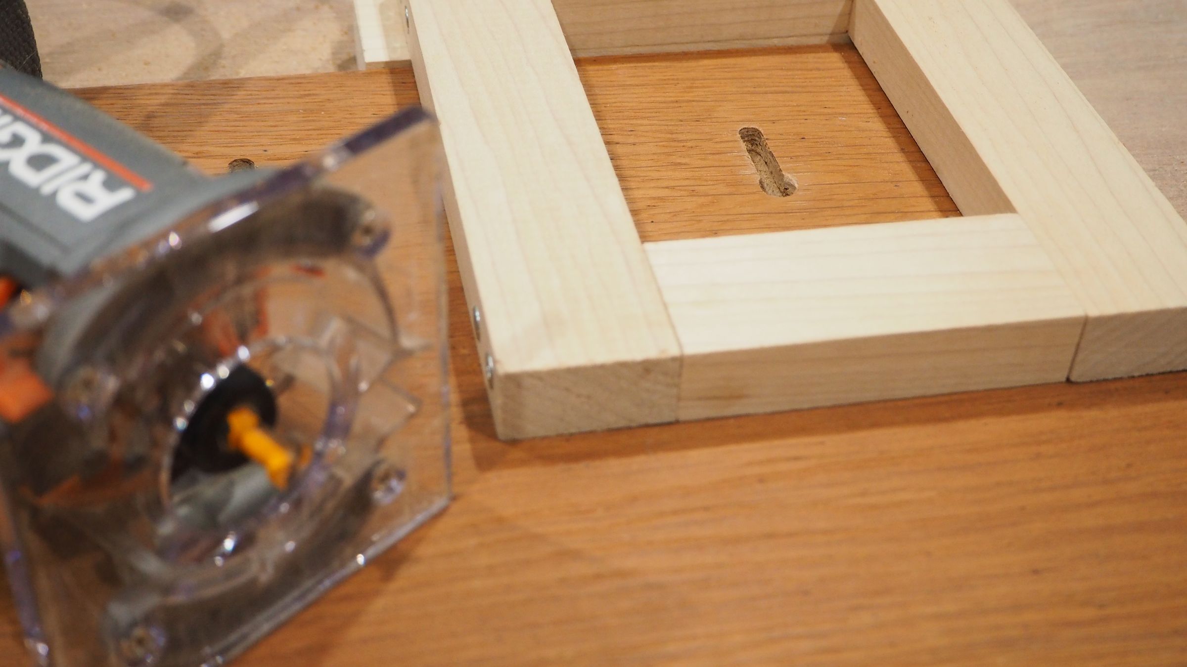 Keyhole Router Bit Jig : 4 Steps (with Pictures) - Instructables