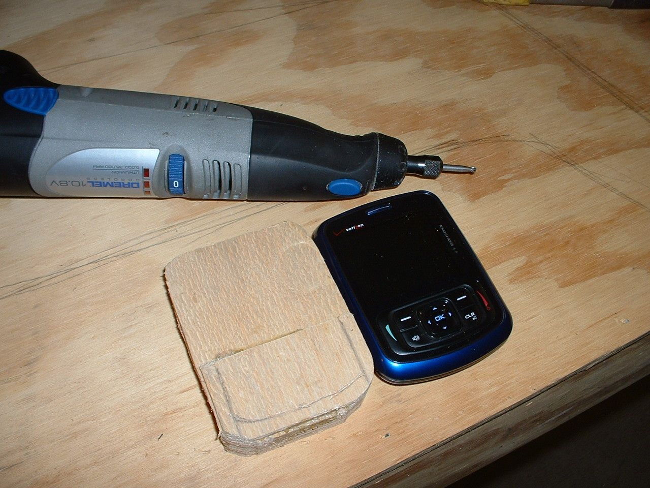 Cell Phone Case - Verizon Blitz : 5 Steps - Instructables