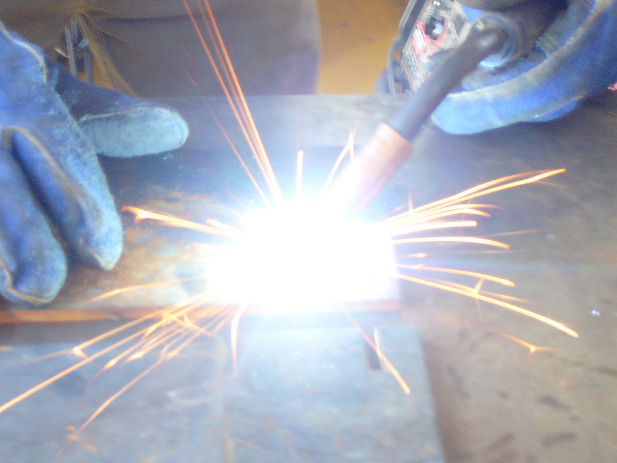 How to Weld - MIG Welding : 11 Steps (with Pictures) - Instructables