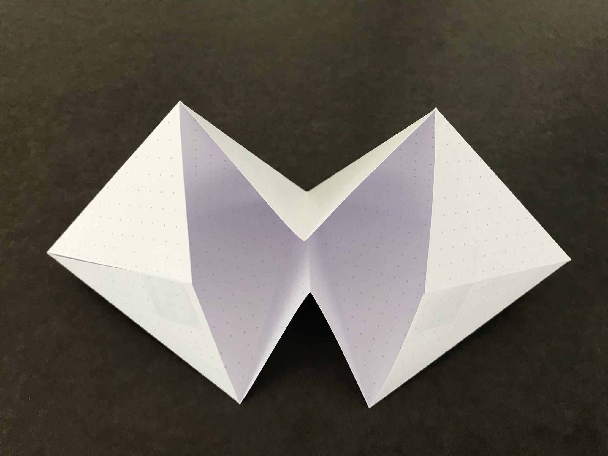 The DIN A5 Rhombic Pyramid : 4 Steps (with Pictures) - Instructables