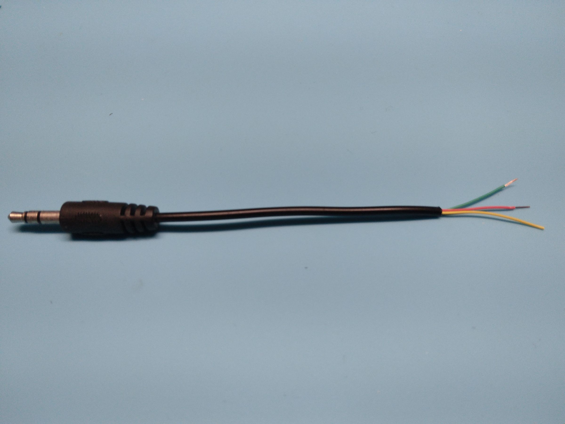 Obsolete Cellphone Remotely Controlled Switch : 8 Steps - Instructables