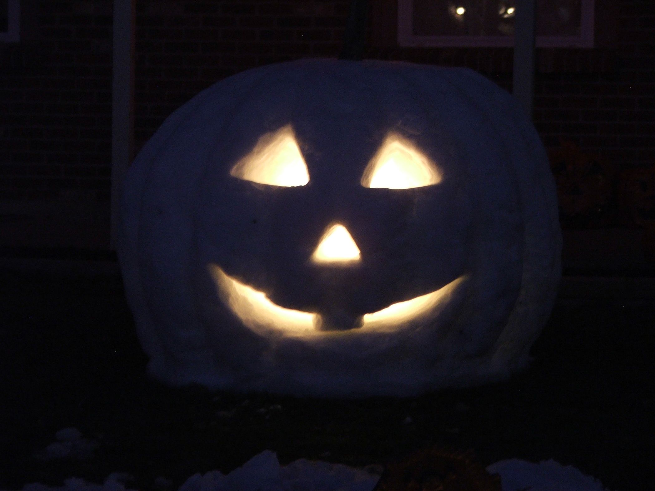 Carve a Giant White Snow Pumpkin for Halloween - Instructables