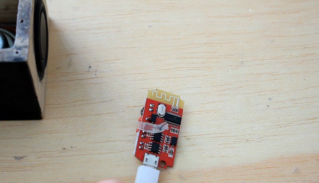 Mini Bluetooth Speaker Mega Bass : 13 Steps - Instructables