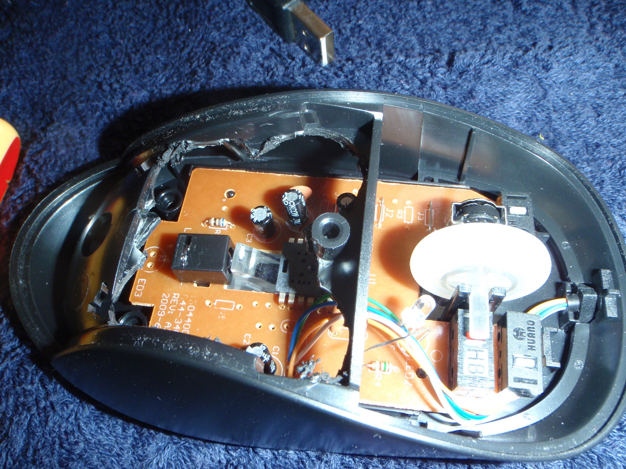 Mouse With USB Port (optional Internal Drive) : 6 Steps (with Pictures ...