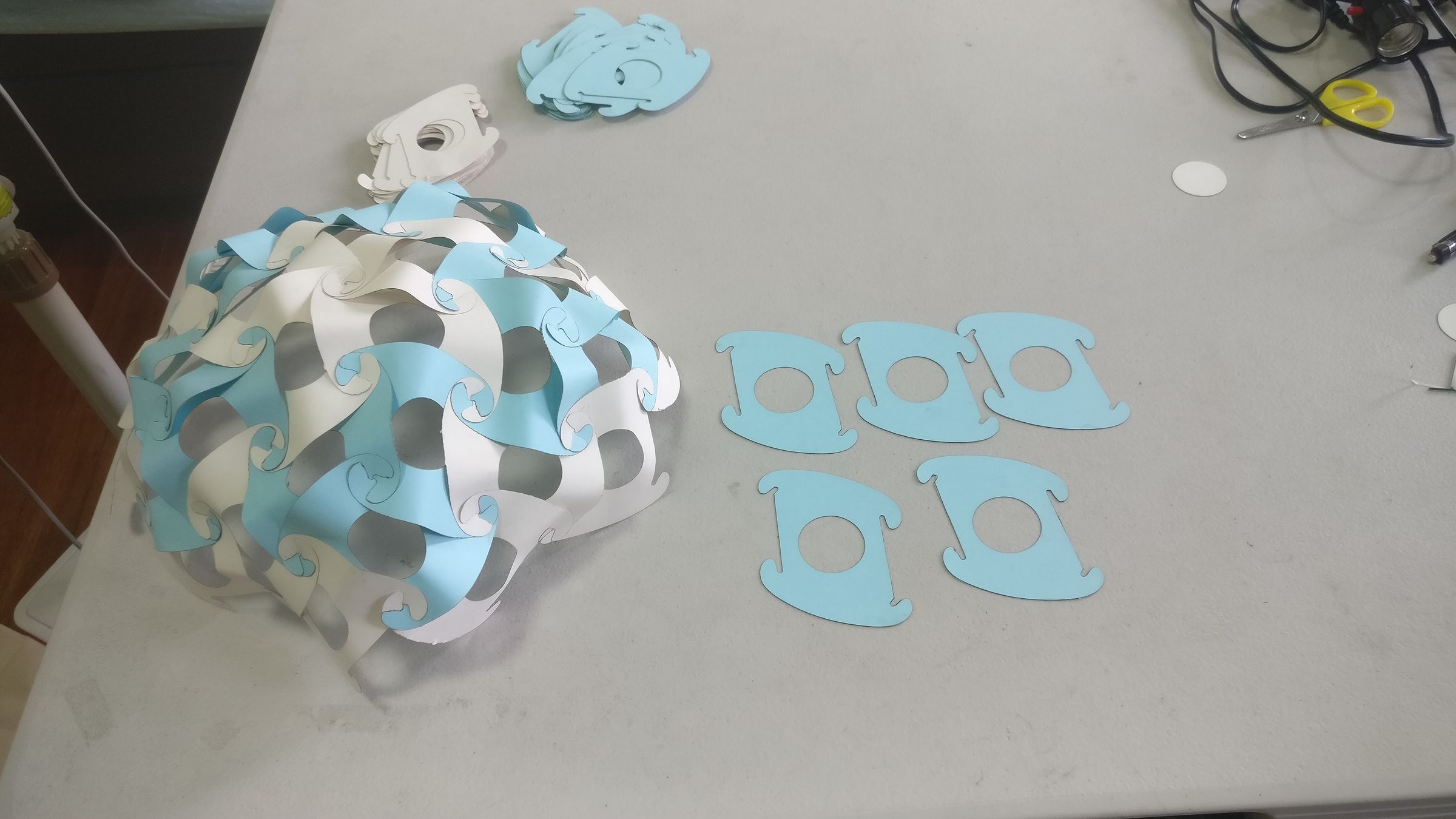 DIY Jigsaw Lamp : 8 Steps (with Pictures) - Instructables