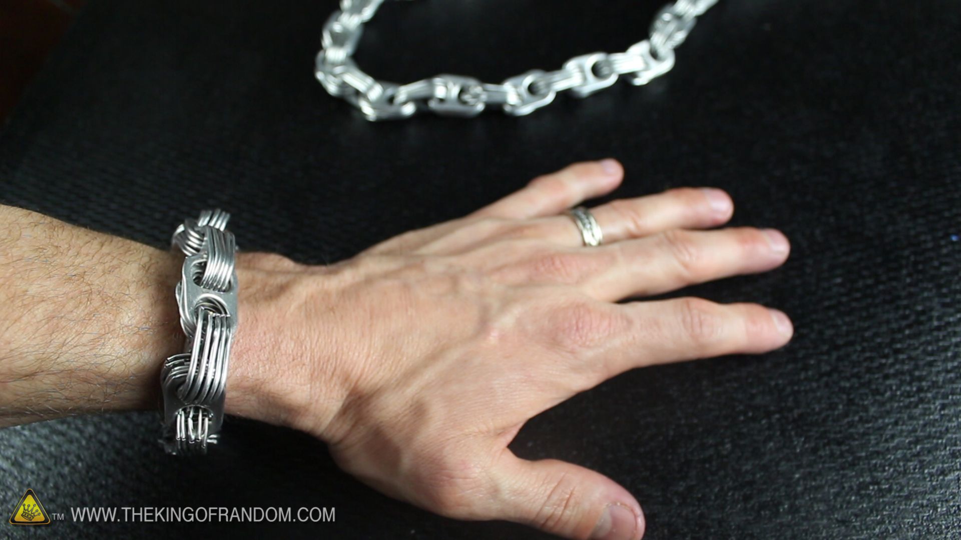 How to Make Chains From Soda Can Tabs : 7 Steps (with Pictures ...