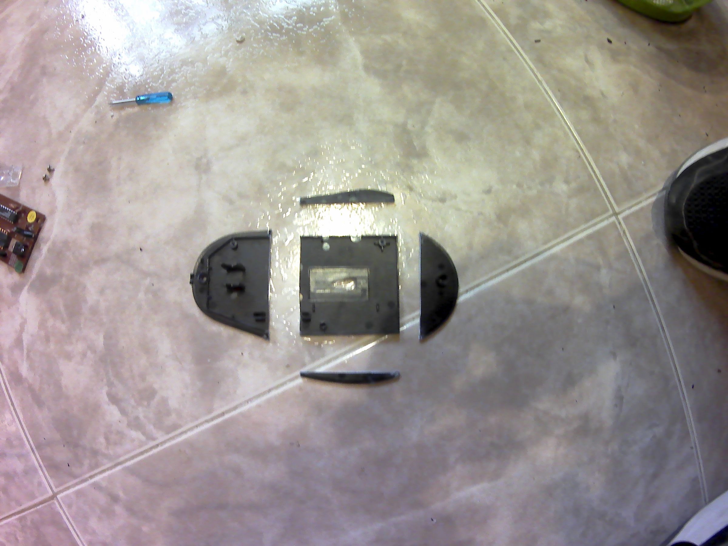 Ultimate GREEN DIY Trackball Mouse From Junk : 10 Steps (with Pictures ...