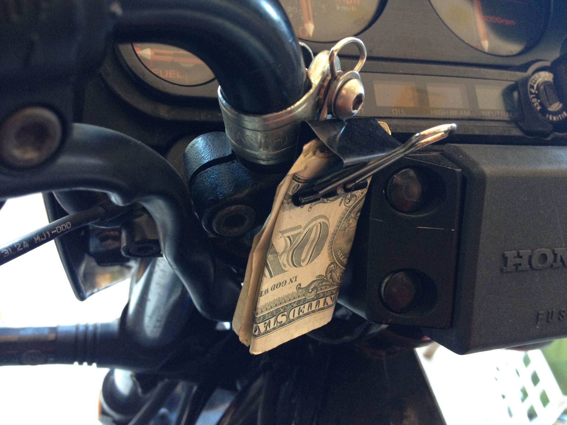 Easily Pay a Cash Toll on a Motorcycle - Instructables
