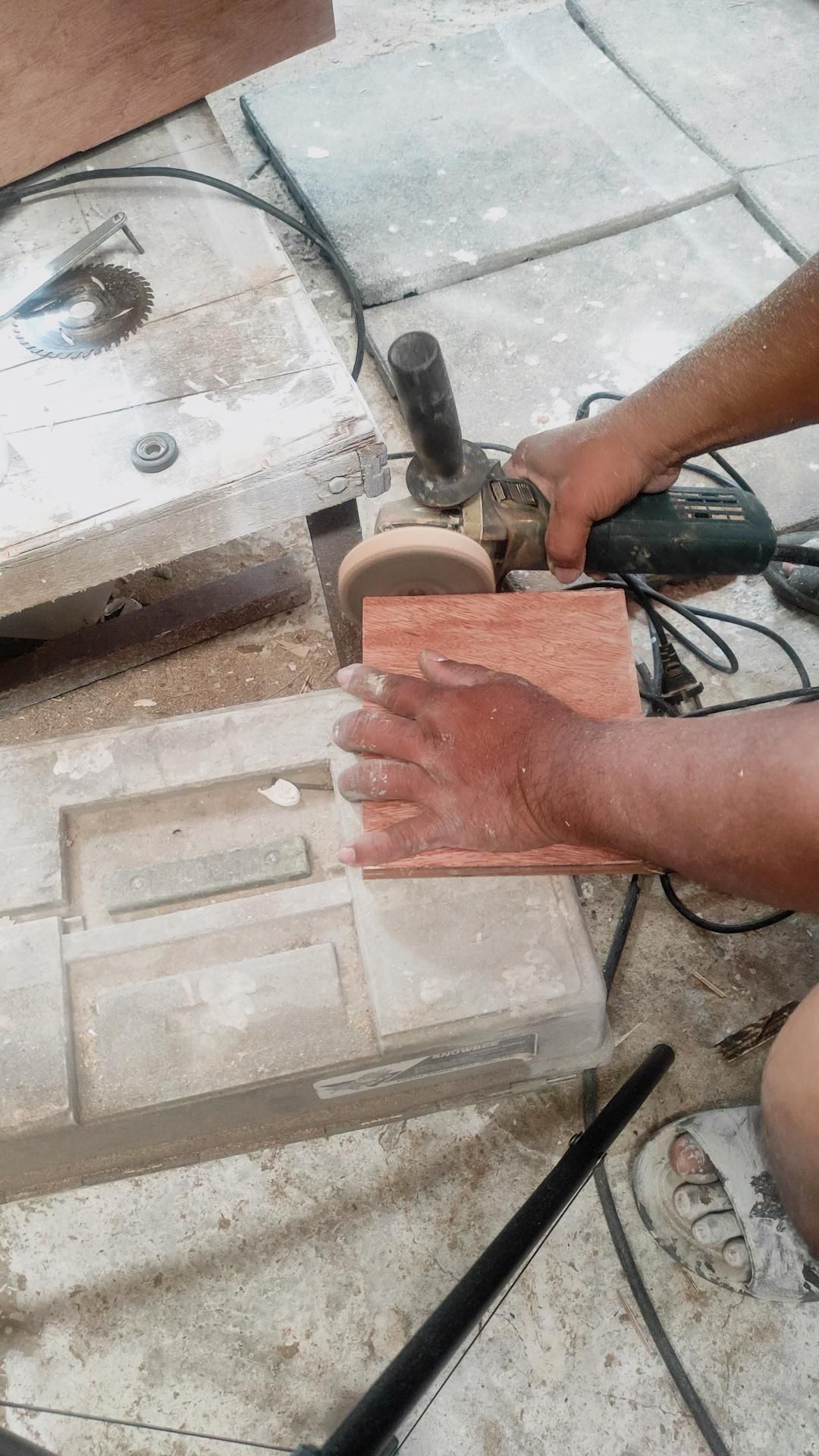 Homebrew PCB Shaker for Etching Using an Old DVD Rom! : 8 Steps (with ...