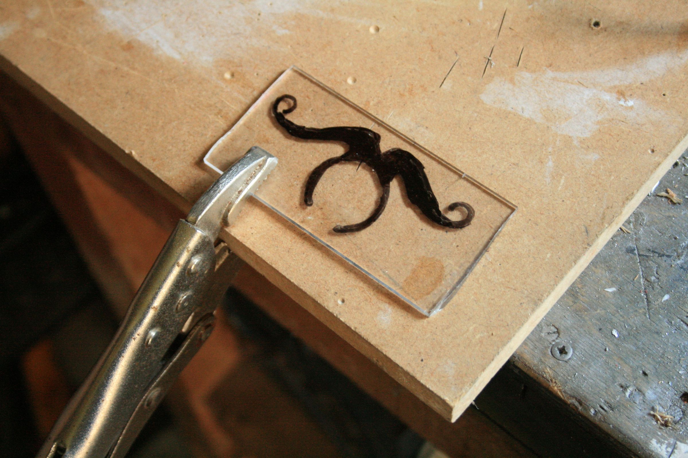 The Bottle Moustache : 8 Steps - Instructables