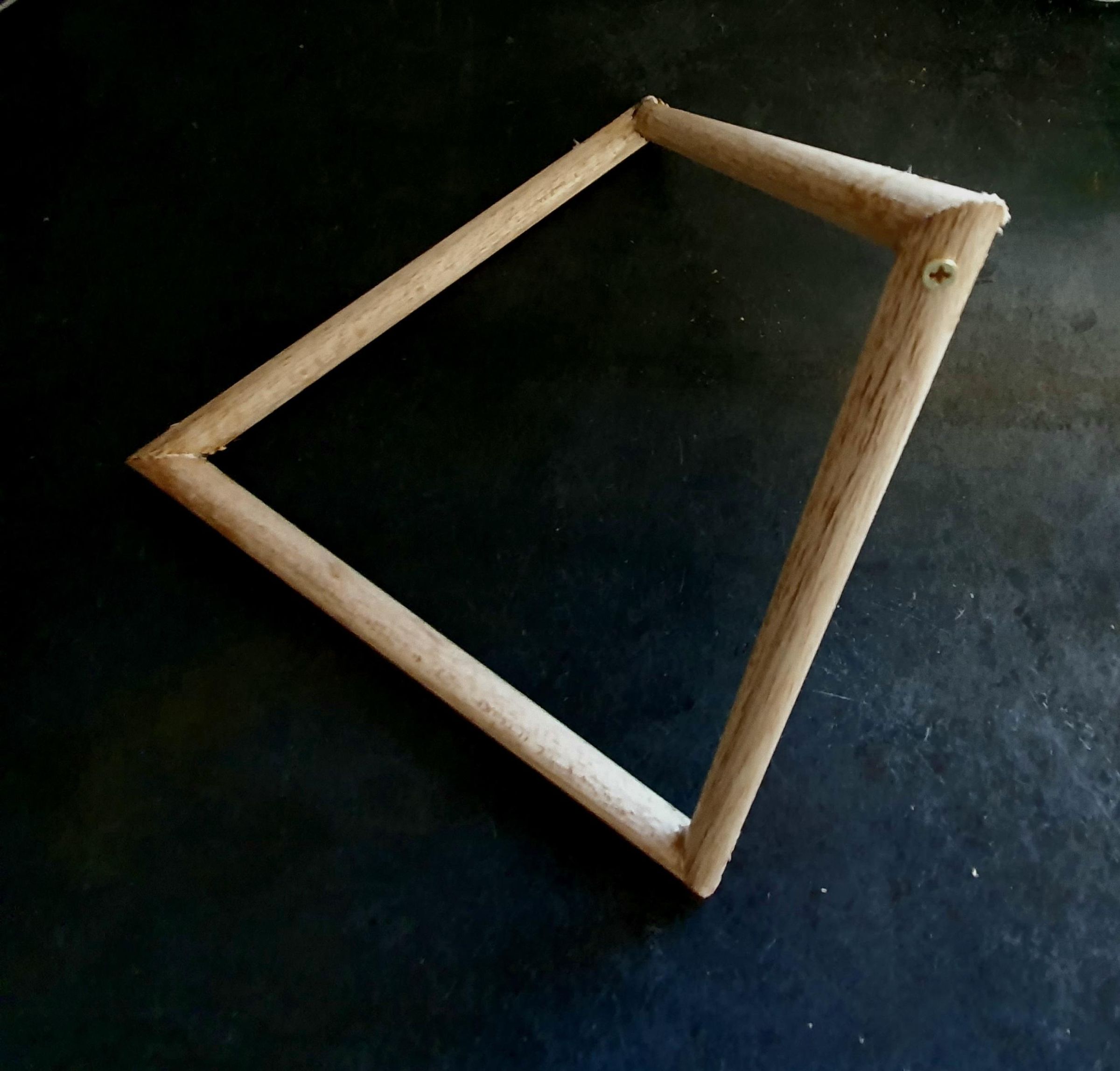 Tensegrity Saddle Sculpture : 4 Steps - Instructables