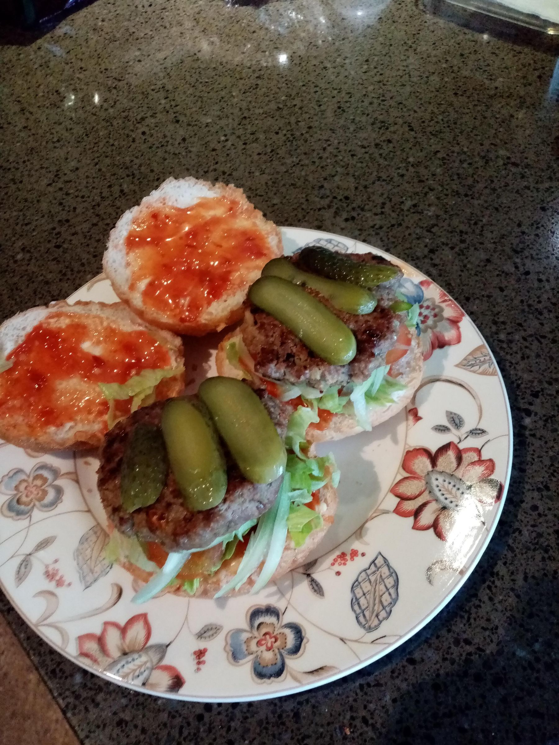 Beautiful Burgers : 10 Steps (with Pictures) - Instructables