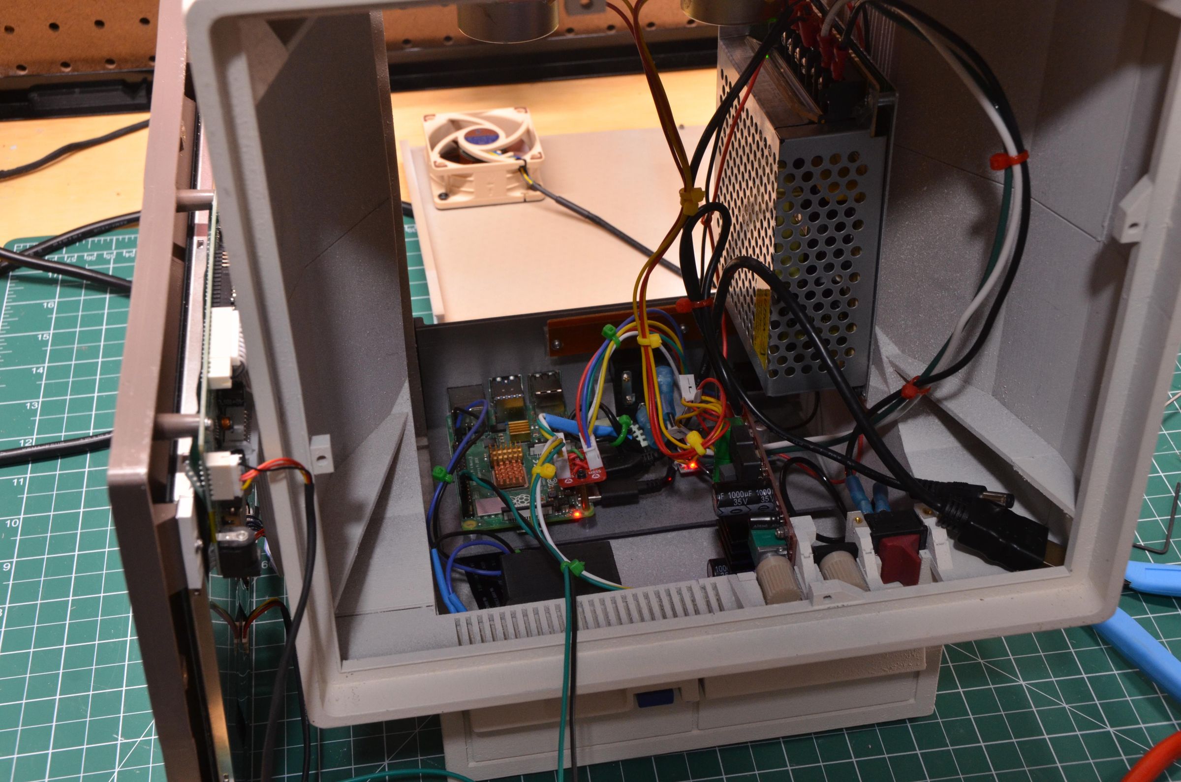 PiBM PS/2 Model 25 - 3D Printing, Assembly, and Electronics : 14 Steps ...
