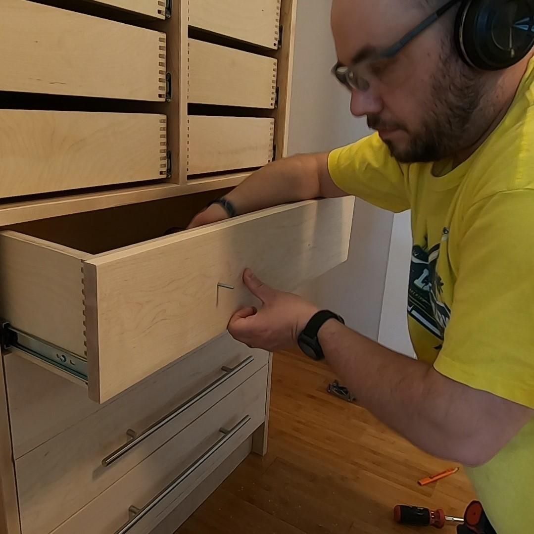 Making and Installing Box Joint Drawers : 18 Steps (with Pictures ...