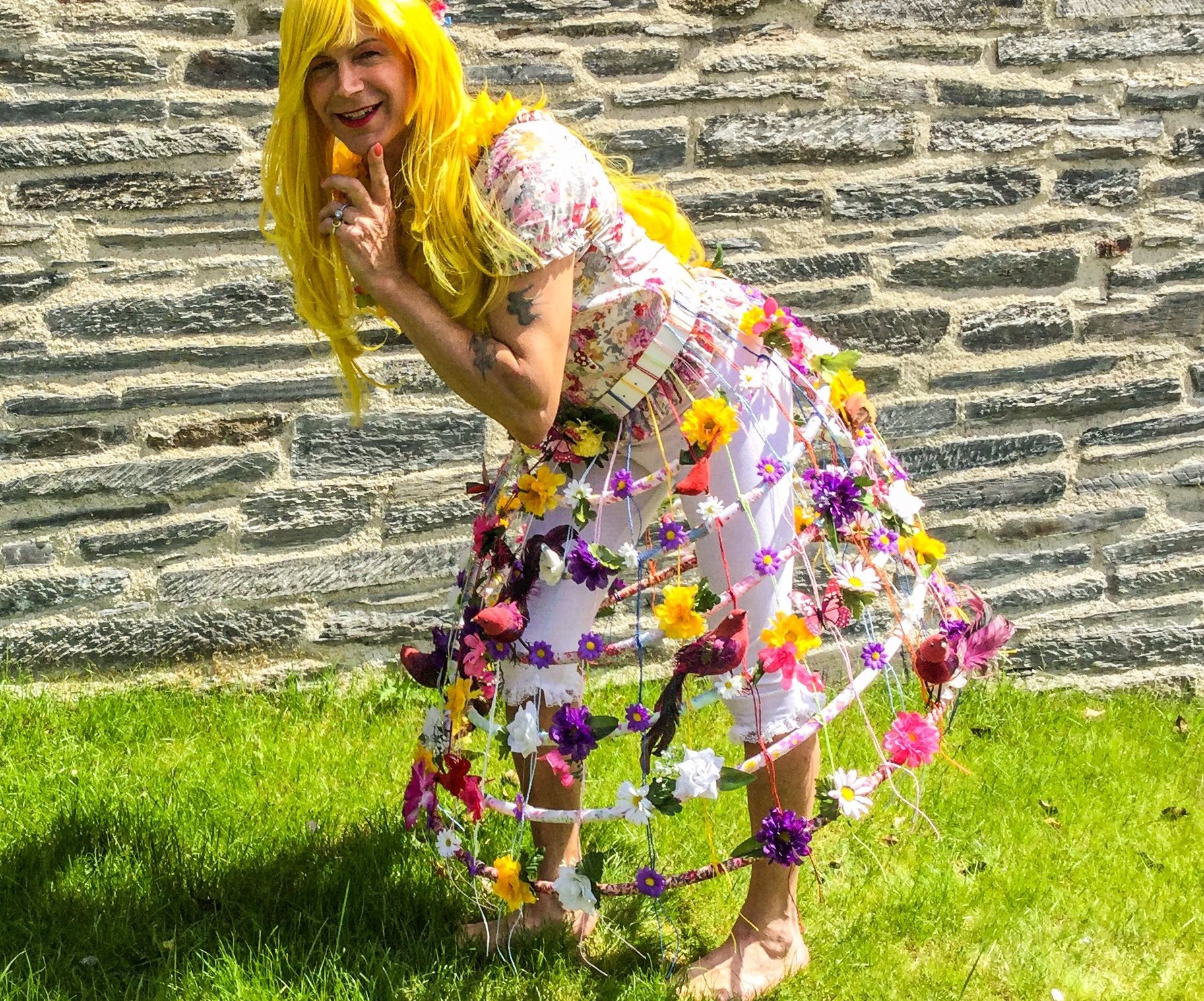 String and Hula Hoop Skirt : 5 Steps (with Pictures) - Instructables