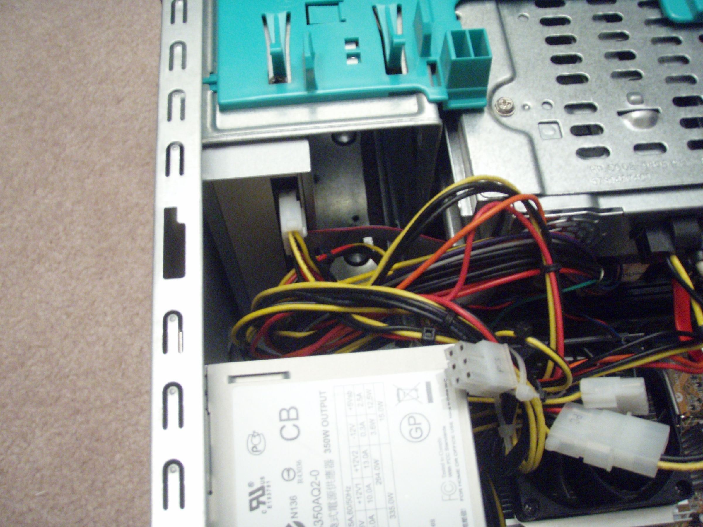 How to Disassemble a Computer : 16 Steps (with Pictures) - Instructables