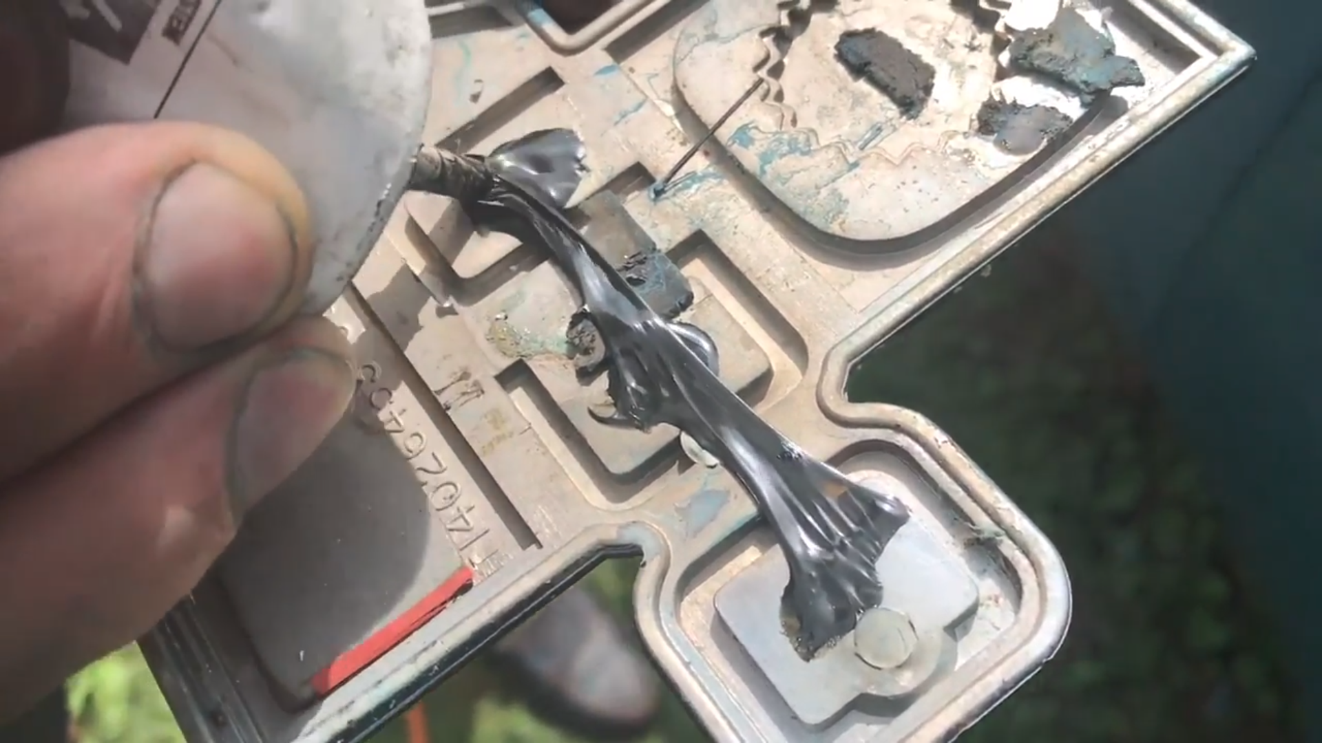 RE-iNSTALL Automotive Emblems and Badges : 3 Steps - Instructables
